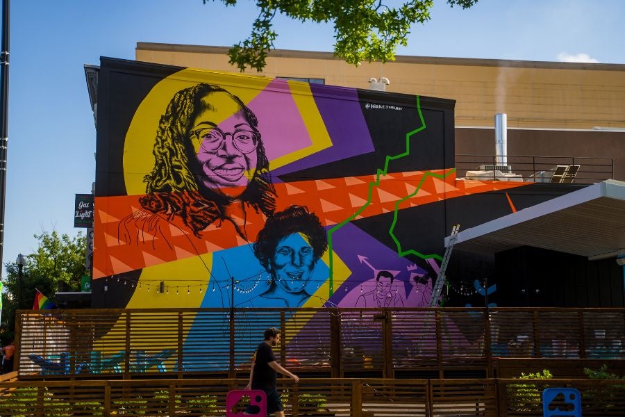 Where to Find the Most Colorful Street Murals in Washington, DC ...
